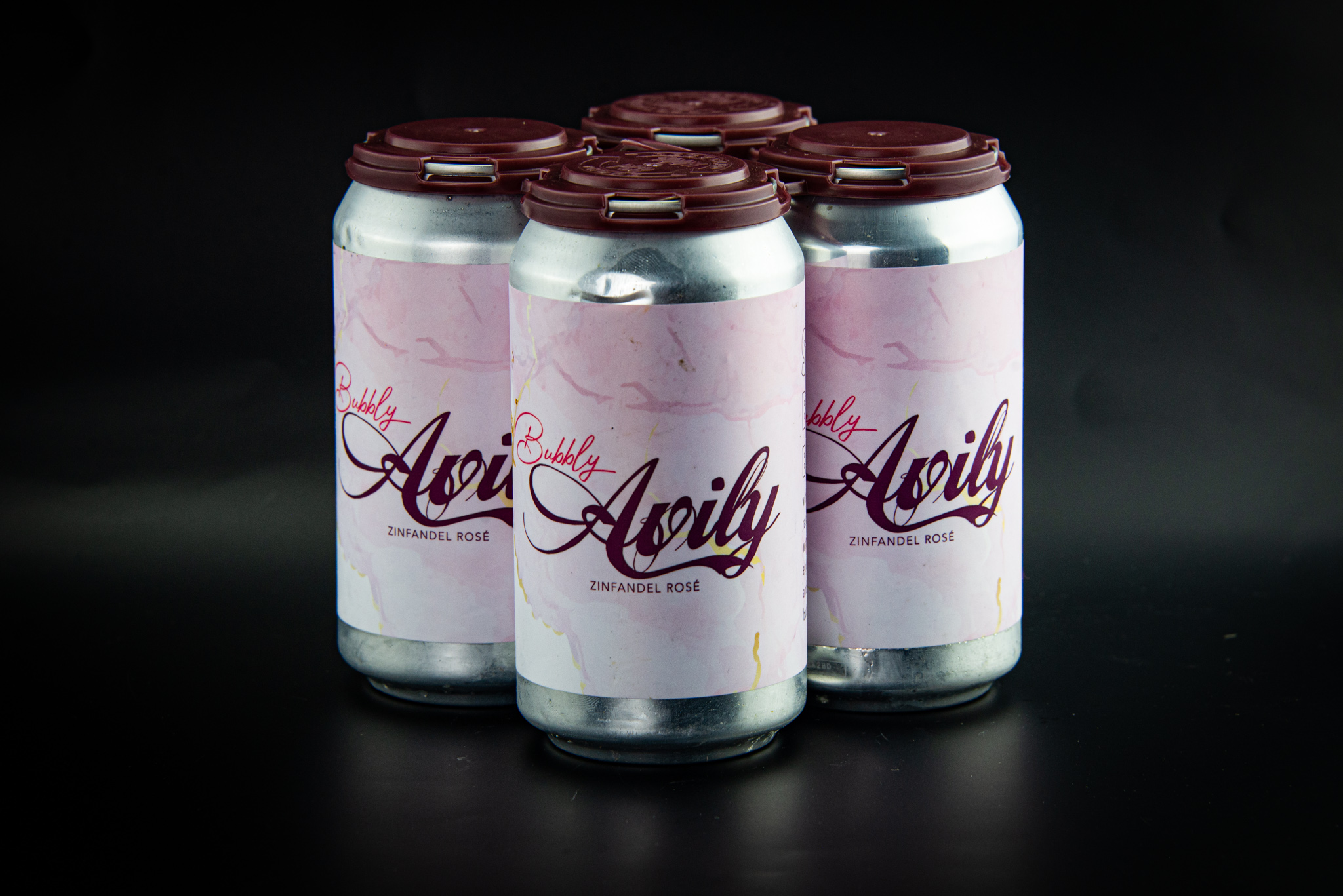 Bubbly Avily Holiday 4 Pack - The Vineyards At Pine Lake